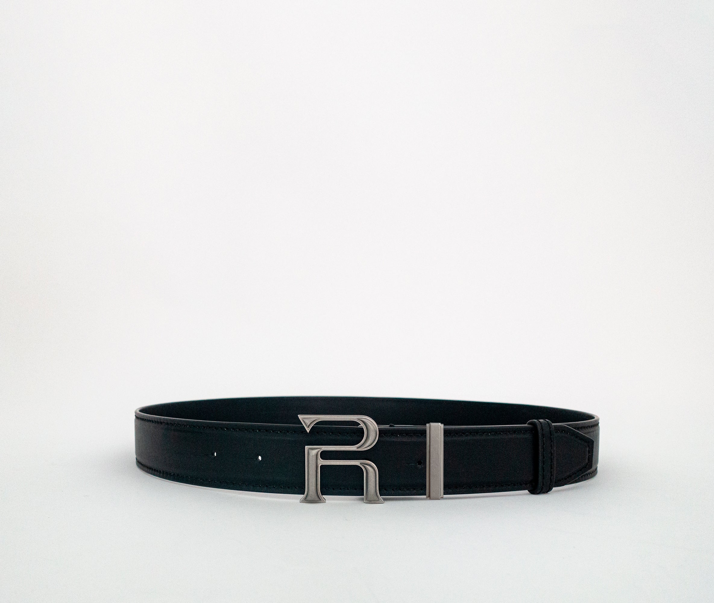 Belt-black-silver_ccbb8c5b-6181-4163-b6bb-17ab175d5c2f.jpg?v=1664398641